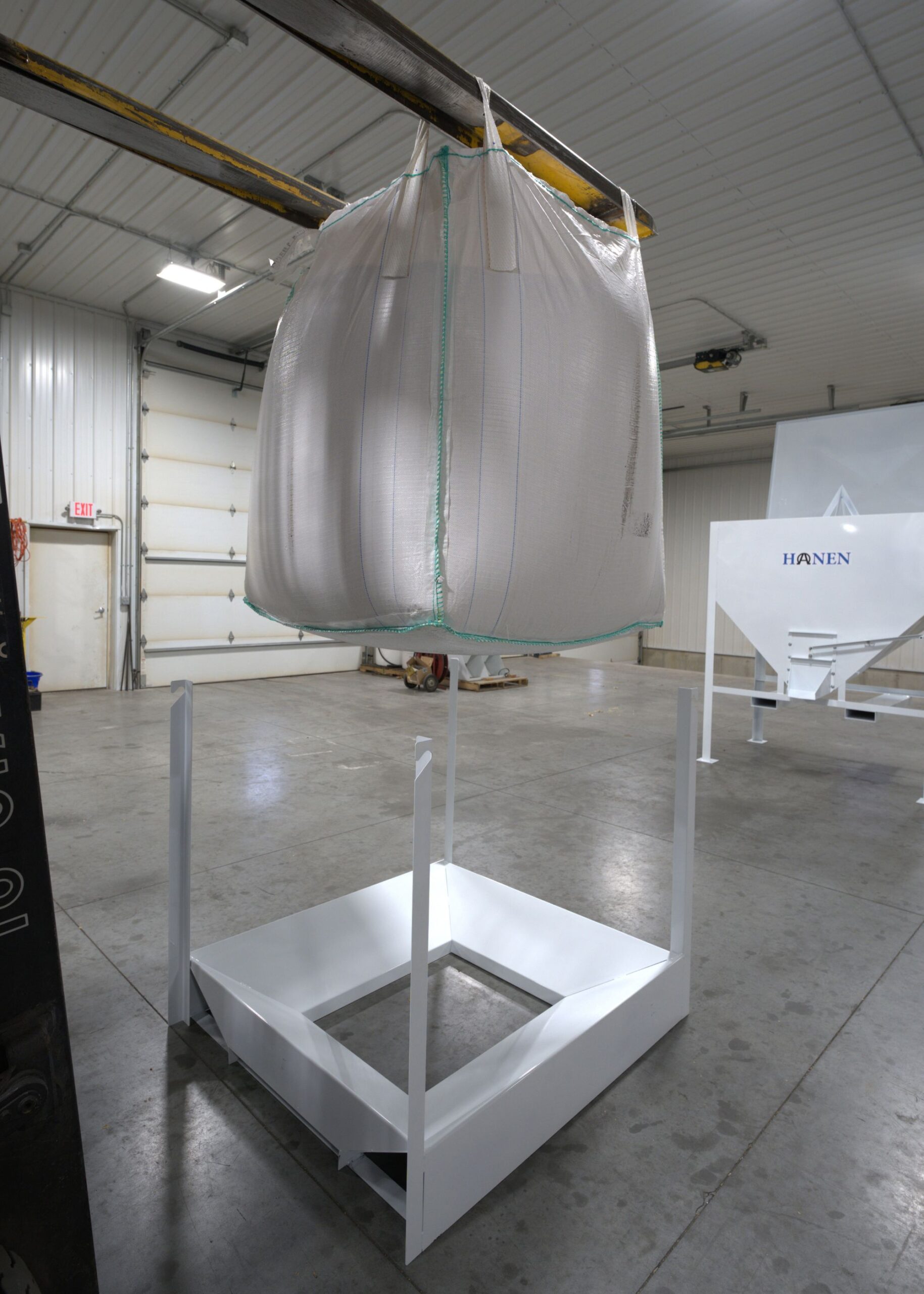 Hanen Feeder Accessories - Additional Ways to Simplify Your Life